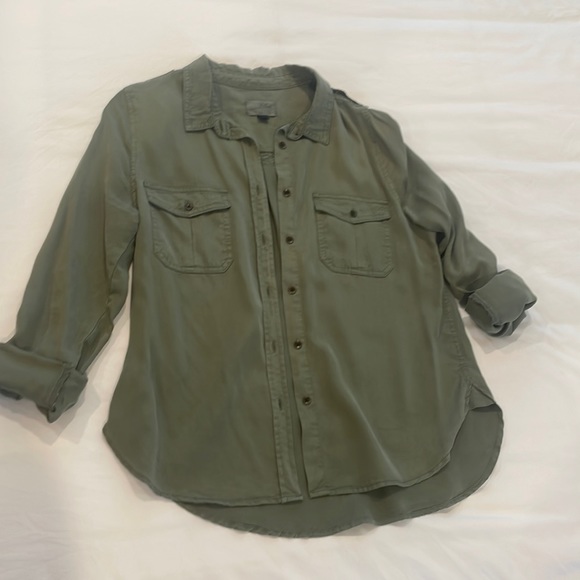 Universal Thread | Tops | Universal Tread Button Down Shirt | Poshmark